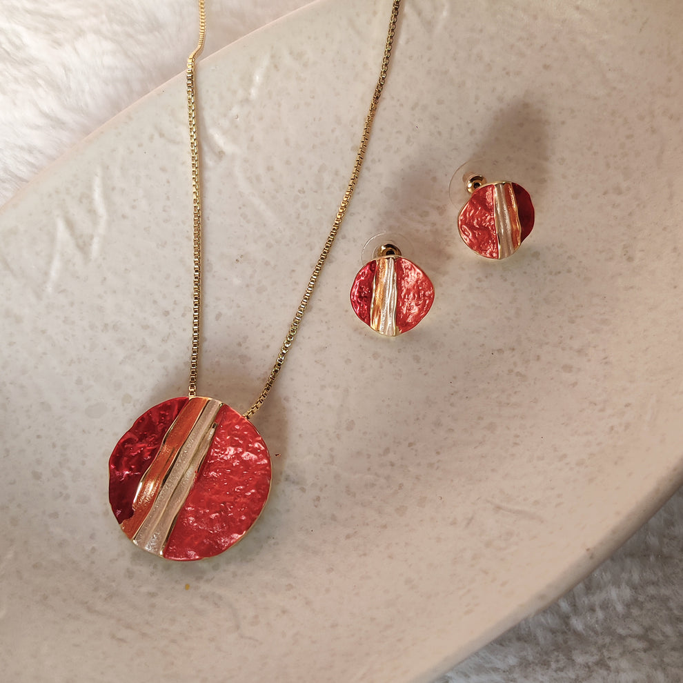 Scarlet Eclipse Jewelry Set | Silver and Gold Earrings & Necklace ...
